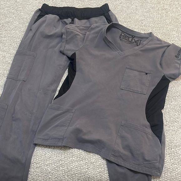 Benefit | Pants & Jumpsuits | Benefit Helix Gray Scrubs Set Stretchy ...